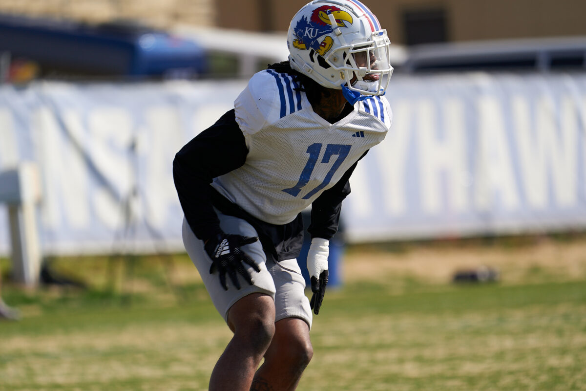 KU football’s Hubbard enters portal - KU Sports